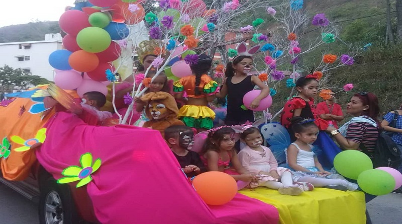 Escuelas de Trujillos iniciaron celebración por Carnaval